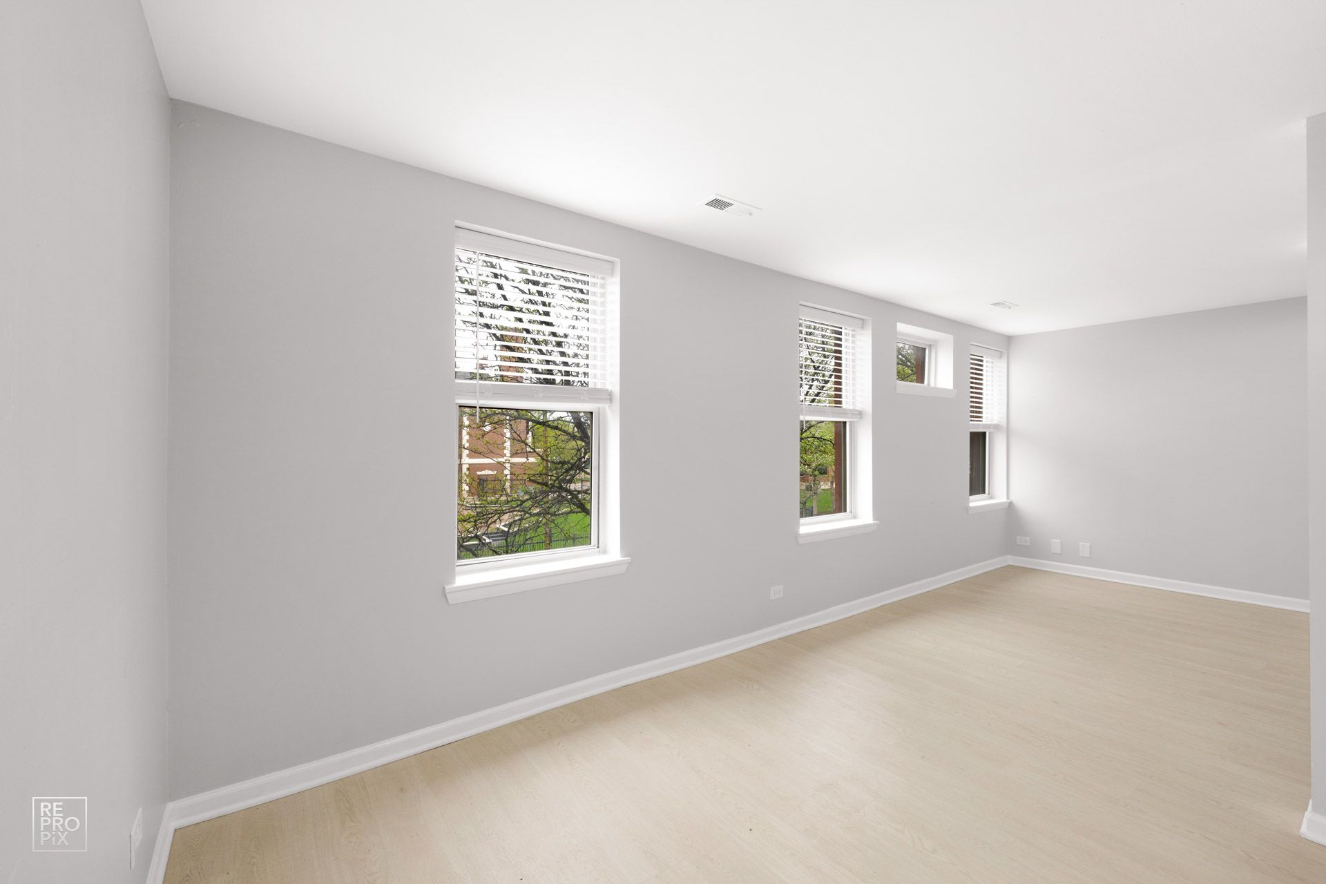 423 N Central