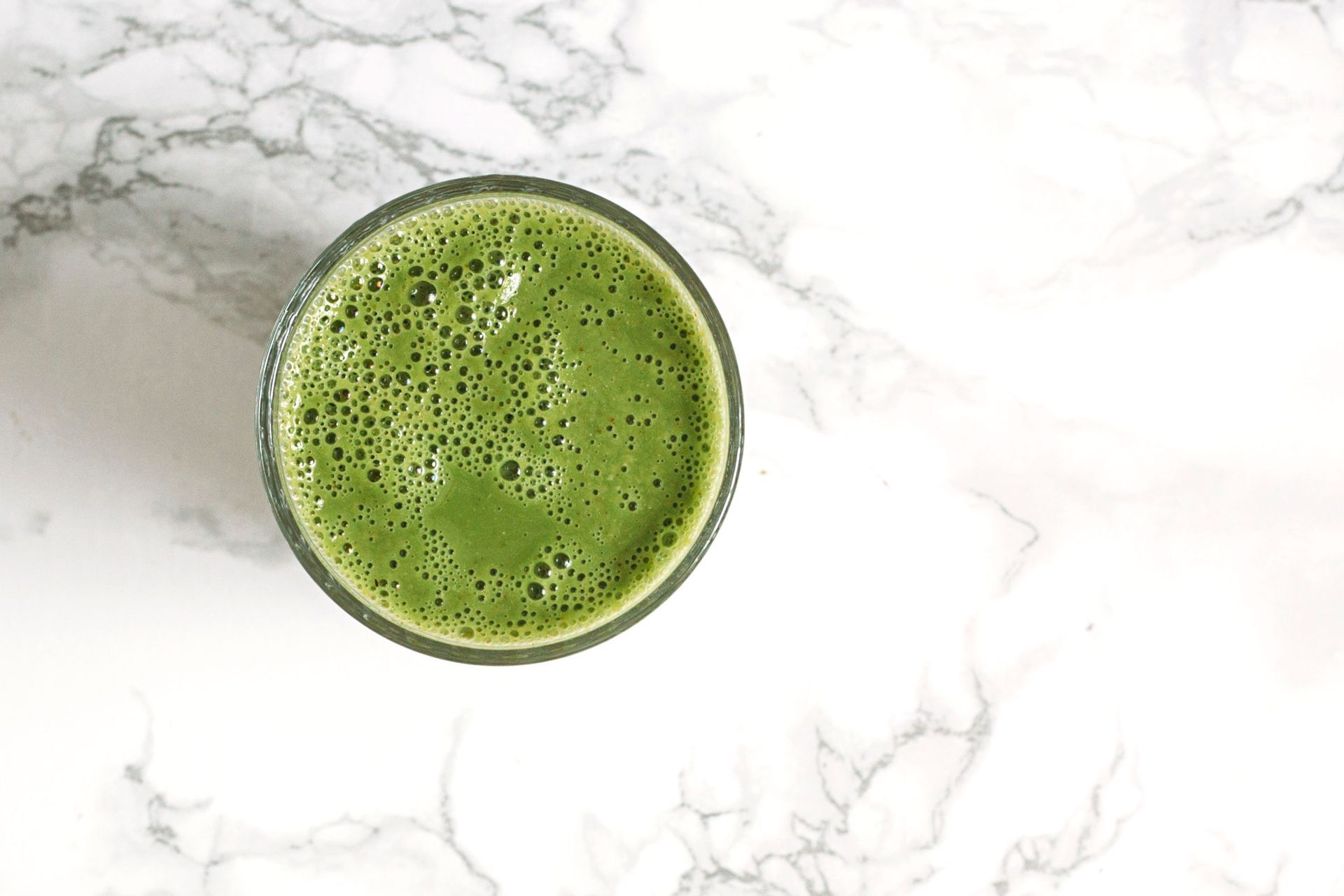 Công thức sinh tố Rau chân vịt việt quất hạt điều