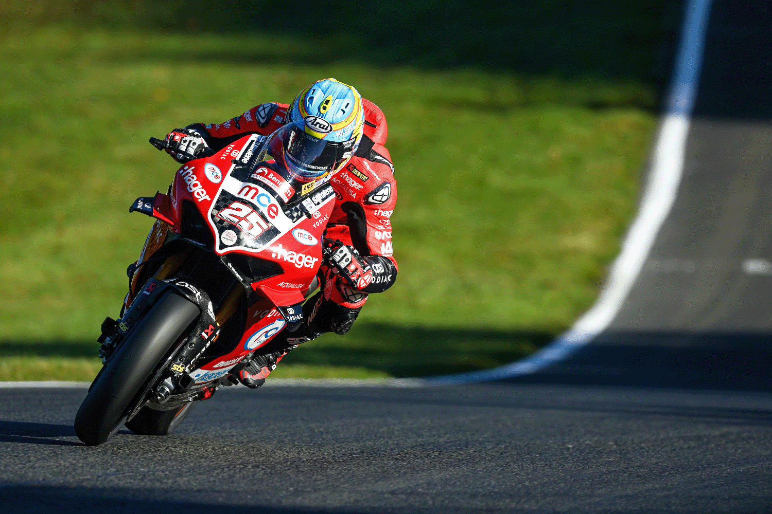 Solid Points For Brookes And Sykes At Oulton
