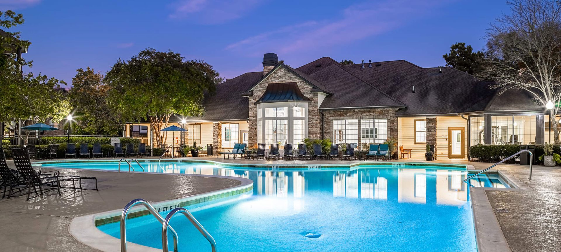 Apartments In Charlotte, NC | Marquis Carmel Commons