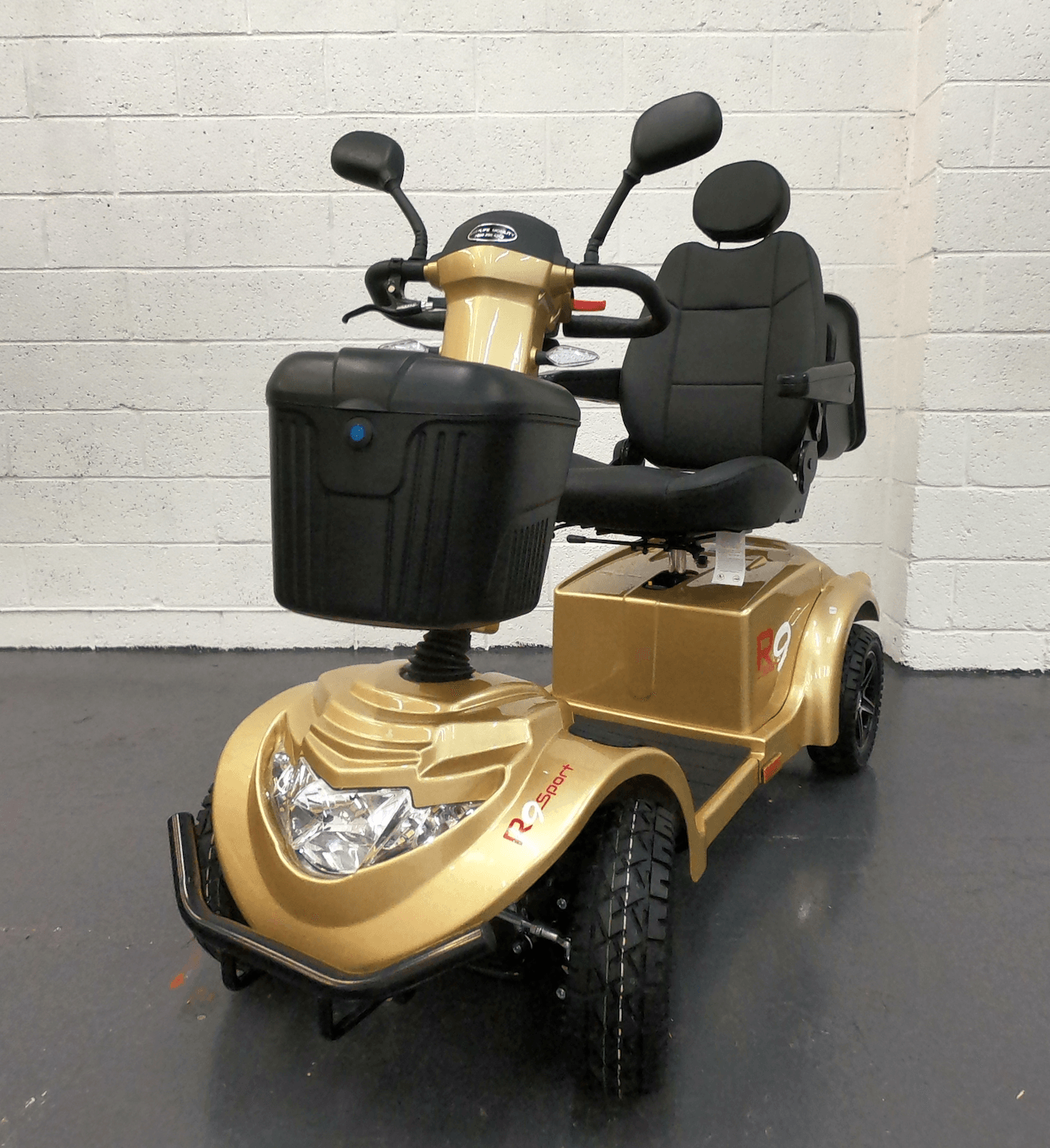 R9 MOBILITY SCOOTER - OVERVIEW - UNRIVALLED PERFORMANCE