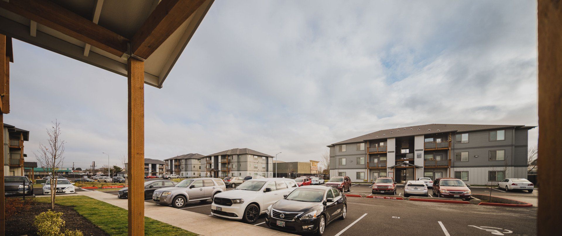 Howard Commons Apartments - Salem OR - SMI Property Management