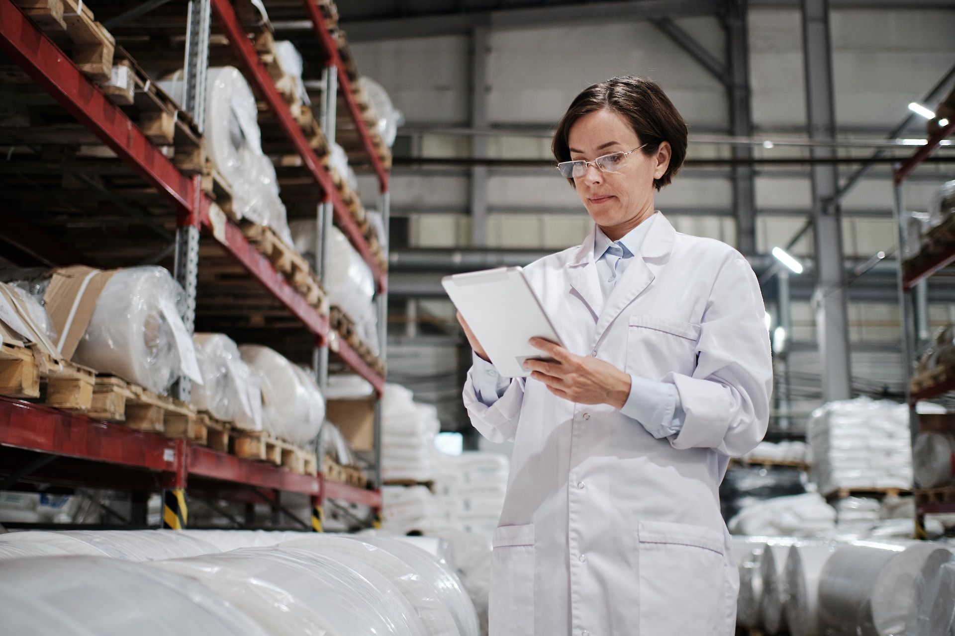 Leadership Strategies: Warehouse Industry | Front Line All Temps