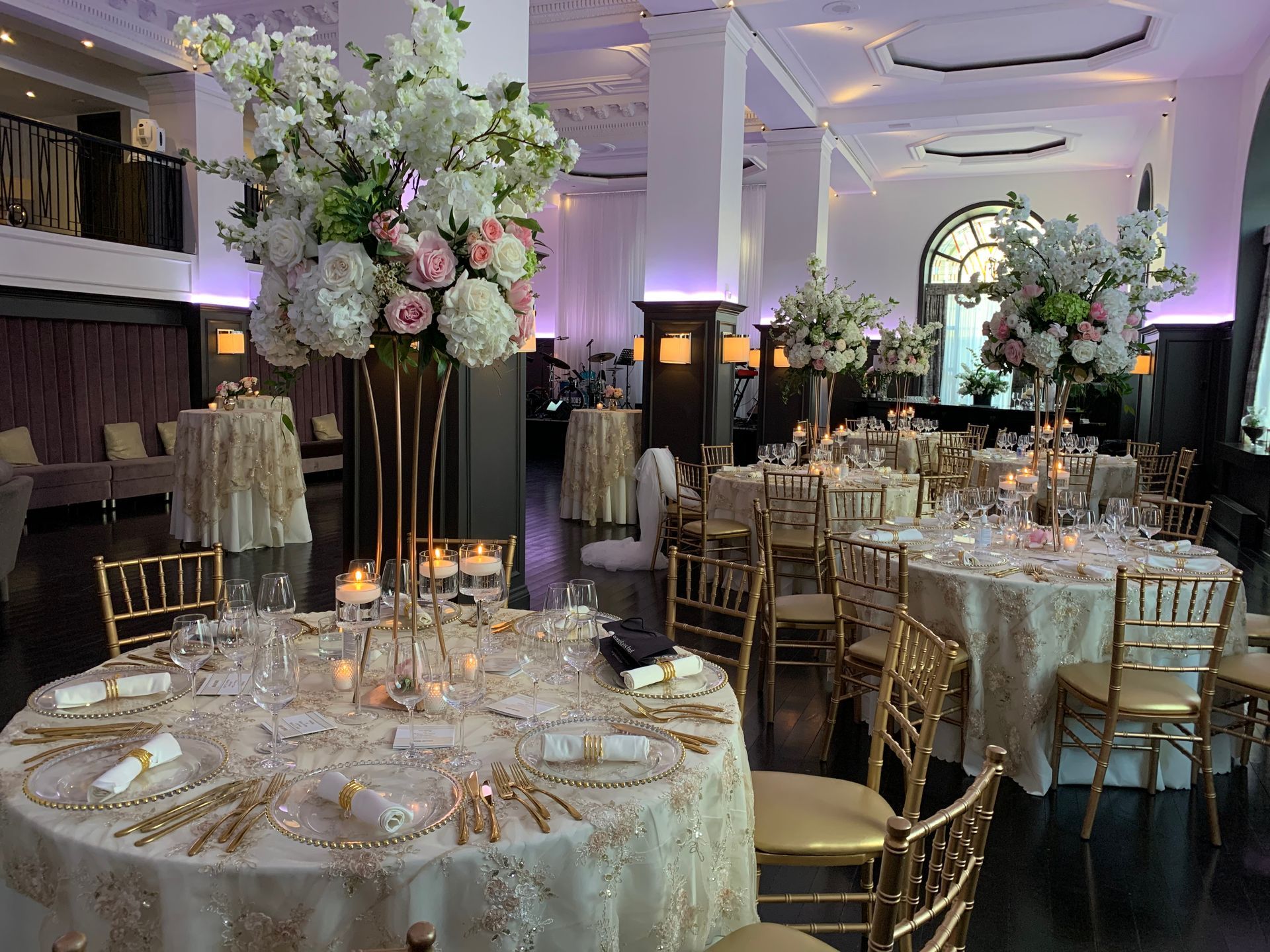 Salon Crystal : lieu de choix pour les cocktails et les banquets