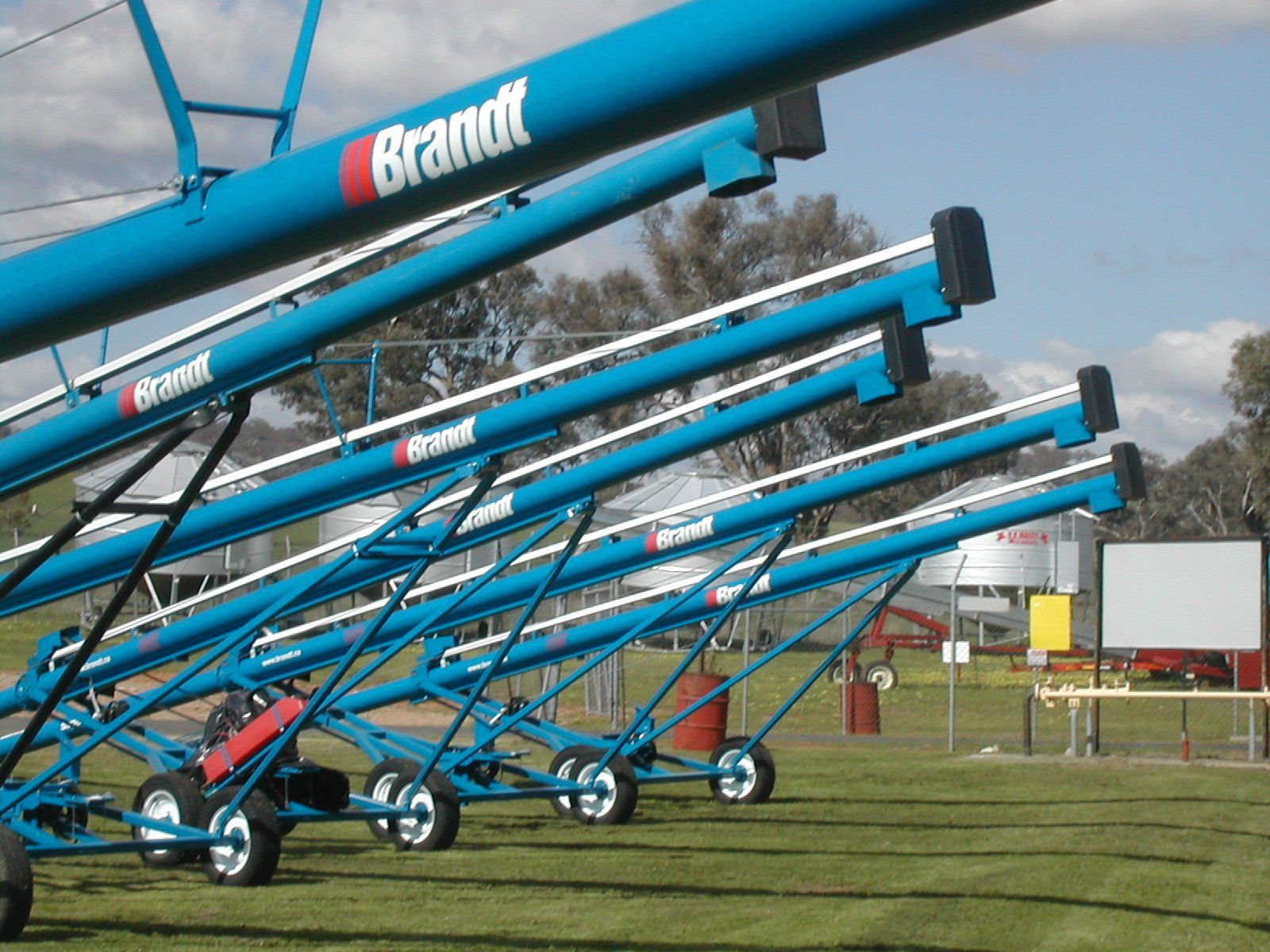 Geronimo Farm Equipment - Cowra, NSW - Home