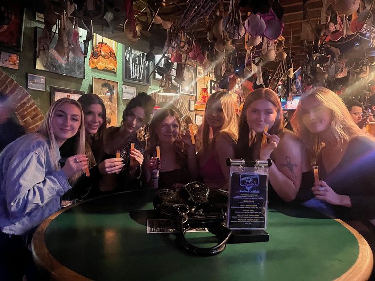 Dance Club & Bar | Night Club in Boise, ID | Humpin' Hannah's