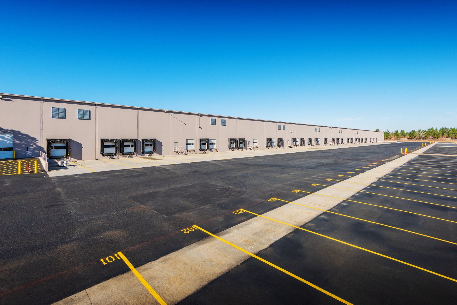 Global Avenue Logistics Center