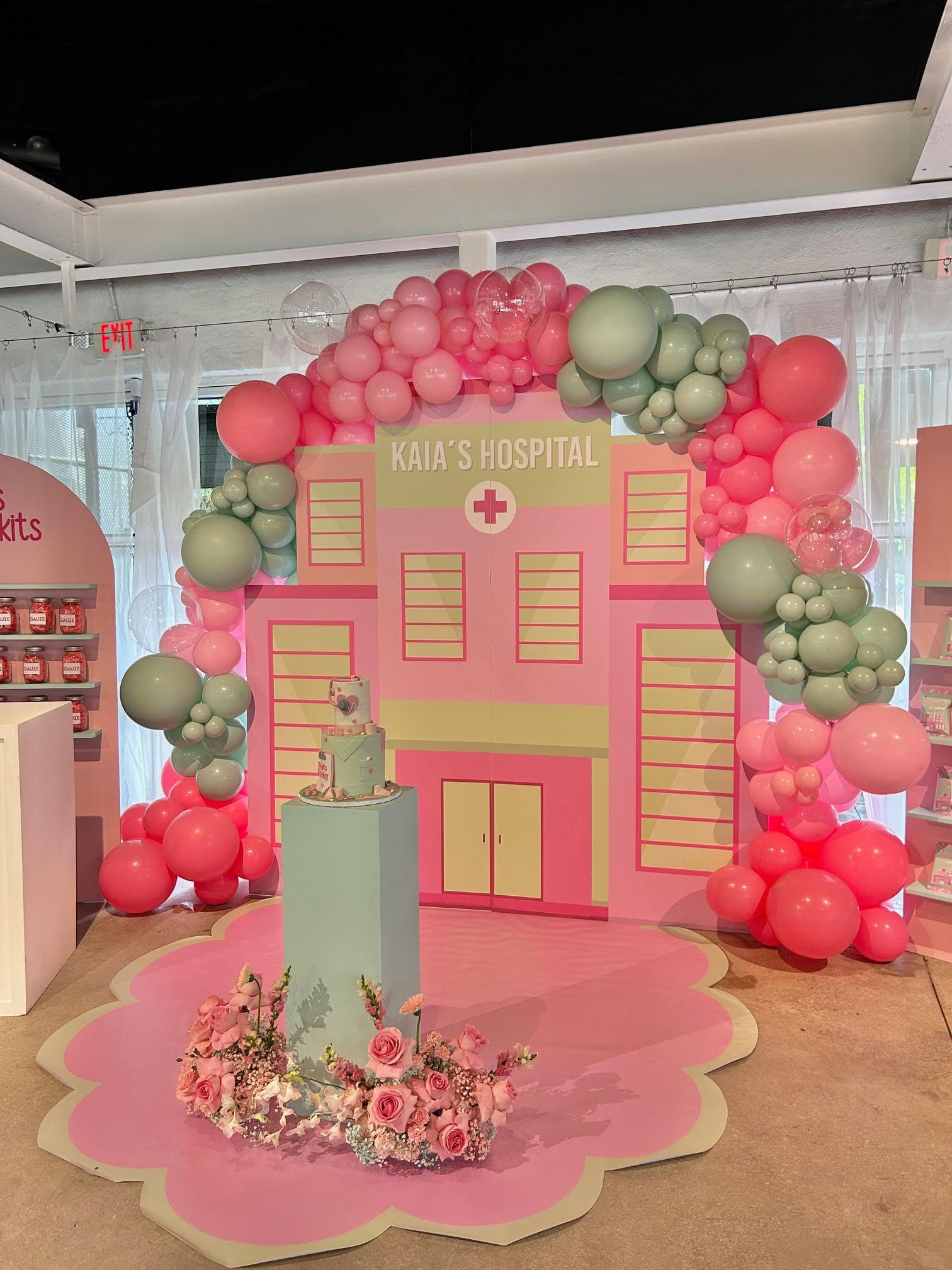 Balloon Element | Custom Balloon Decor | Miami, FL