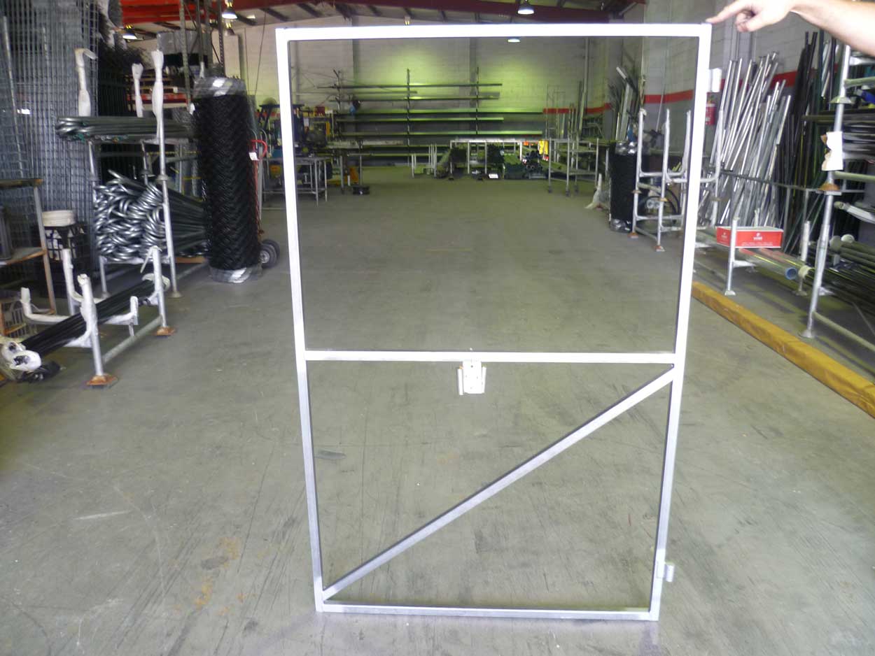 Fencing Contractors in Brisbane | Sureline Fencing