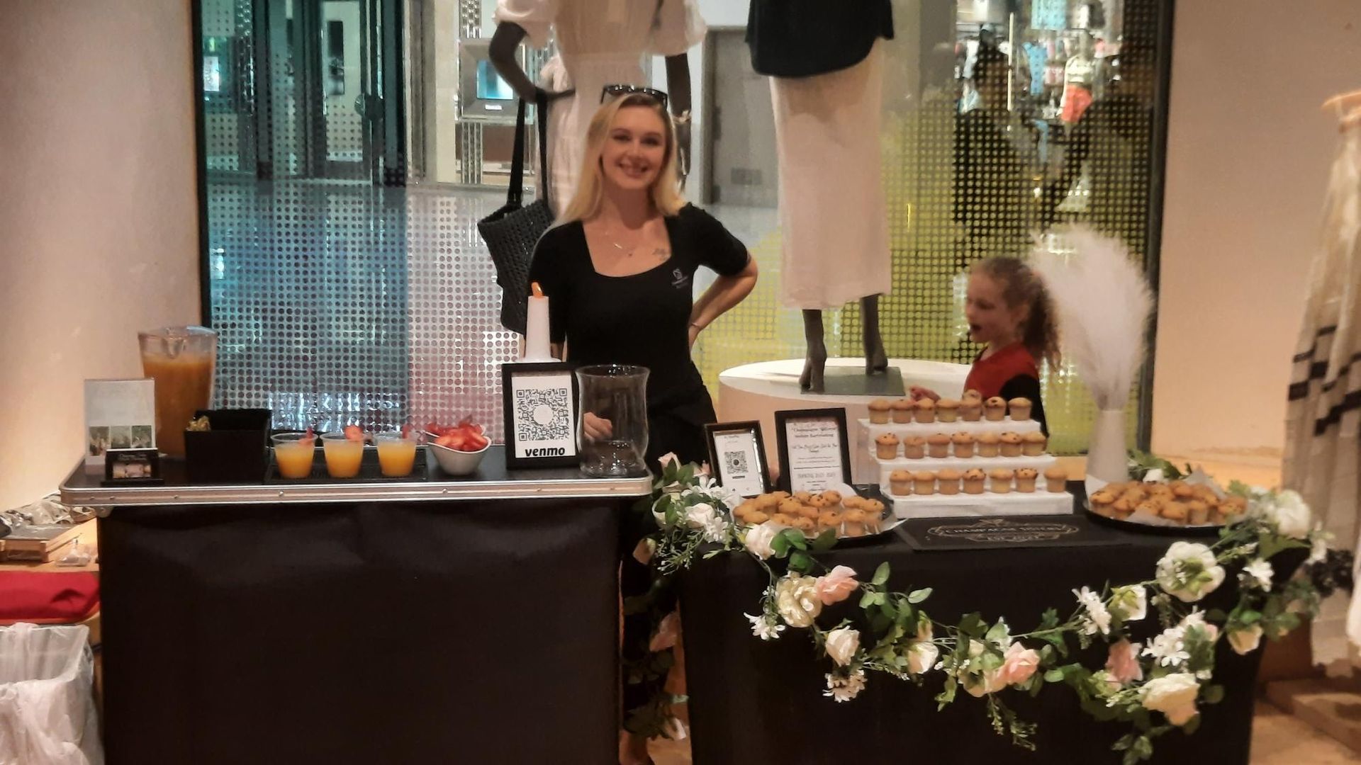 Cincinnati mobile bartending, Champagne Sisters, Private Bartender ...