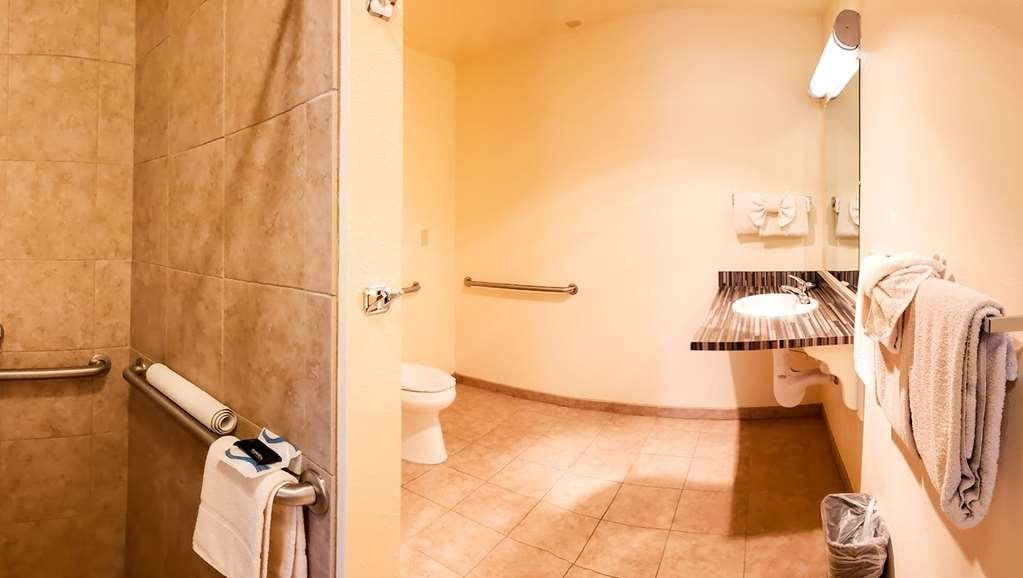 About Us & Our Property | Seabird Lodge