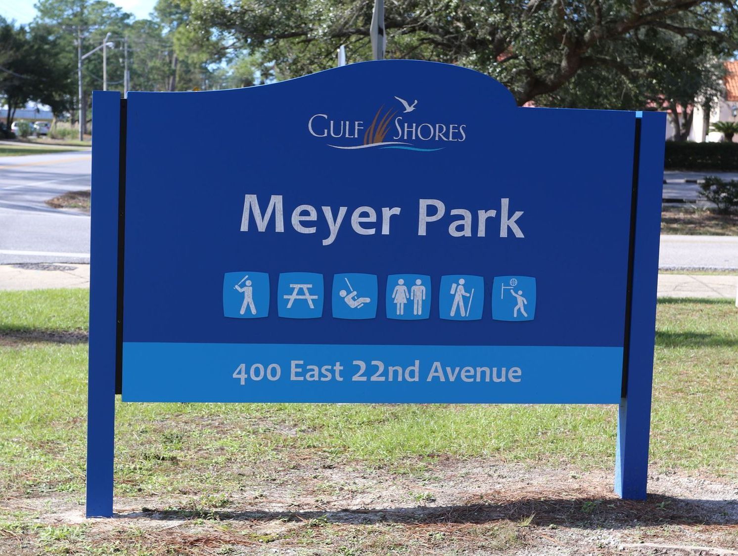 City Provides FREE Concerts In Meyer Park During Summer