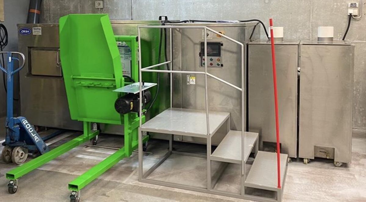 Oklin UK & Ireland | Bin Lifter