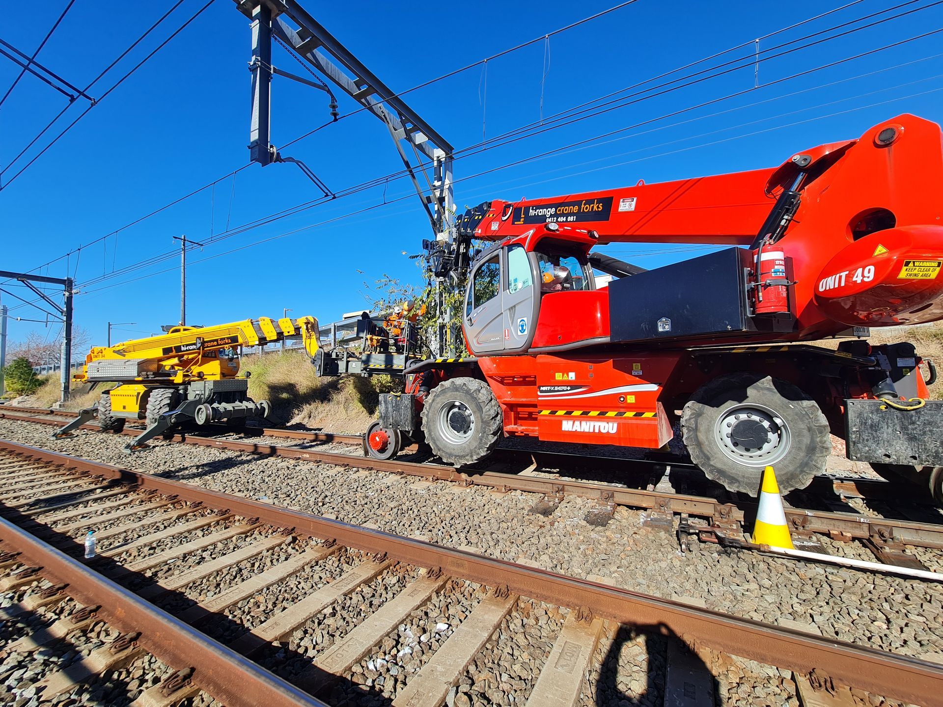 What is the difference between a telehandler and a forklift? Common ...
