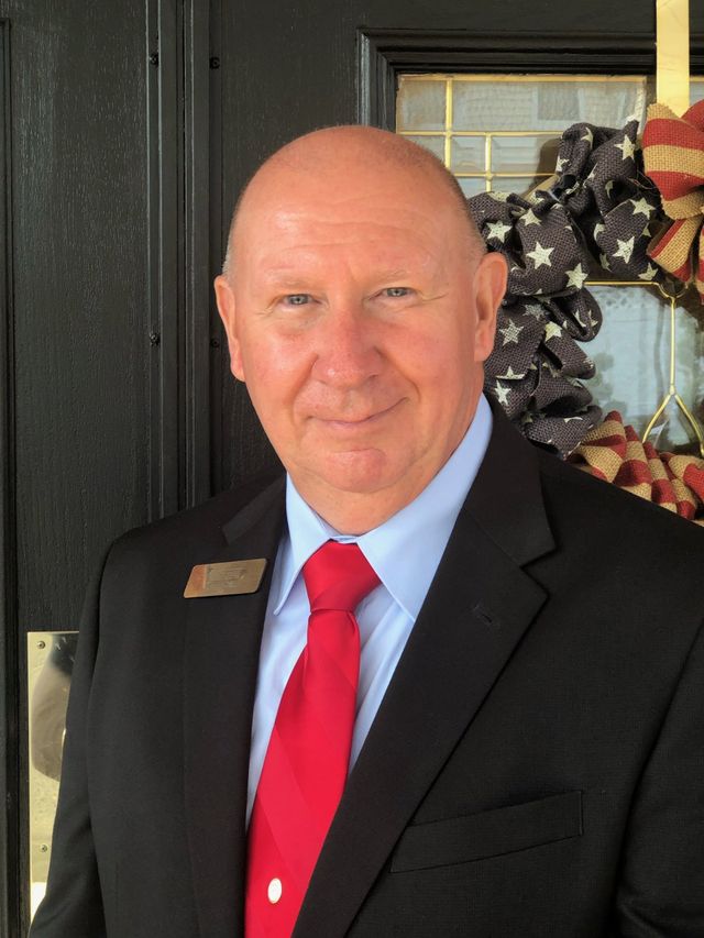 Raymond Snook's Instagram, Twitter & Facebook on IDCrawl