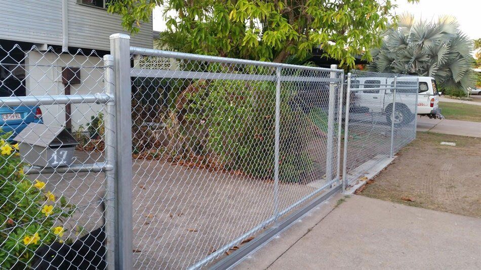 Our Fence & Gate Gallery | Rabbo’s Fencing