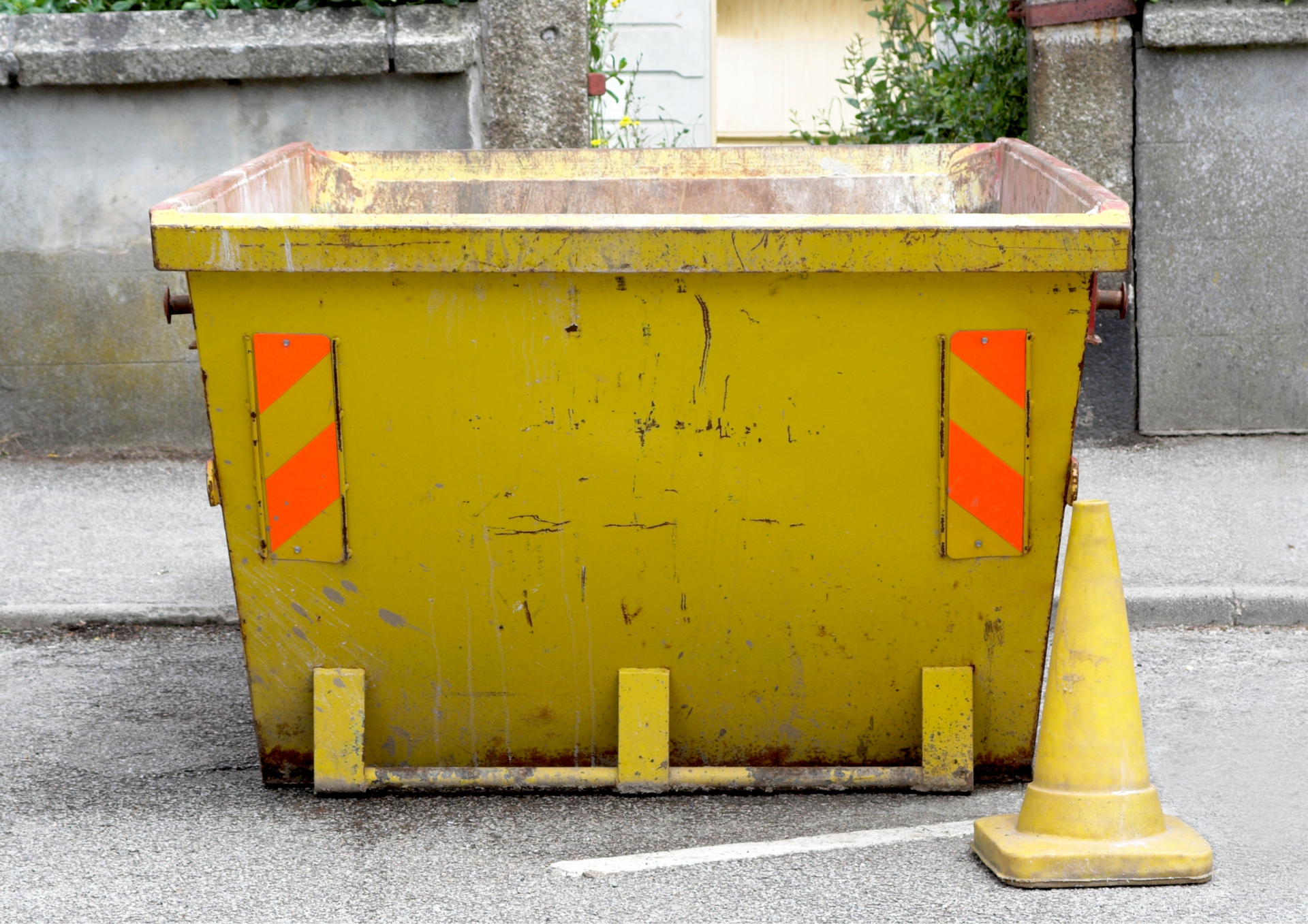 How to Efficiently Use Different Skip Sizes for Waste Disposal