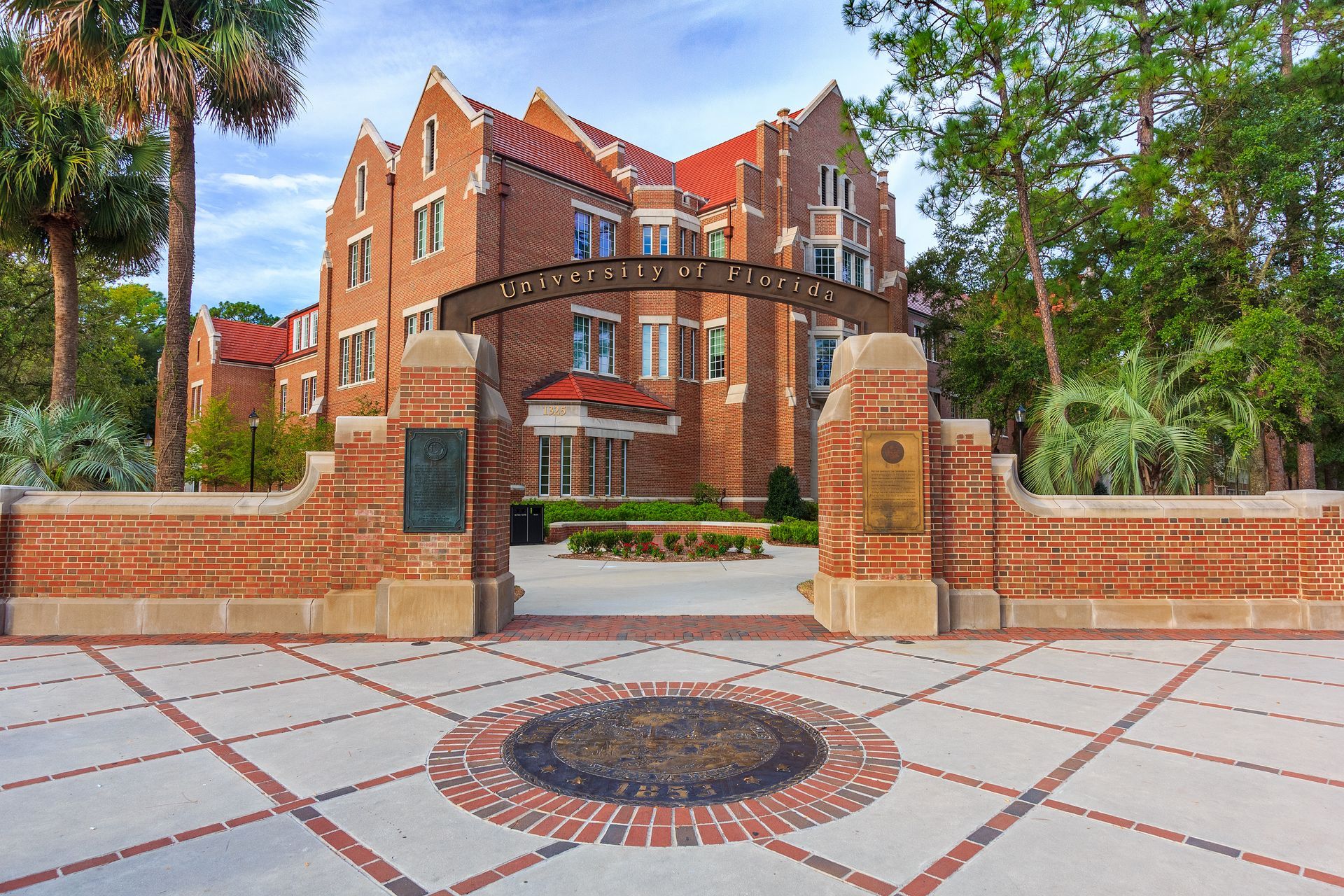 A Comprehensive Guide: Tour The University of Florida Campus