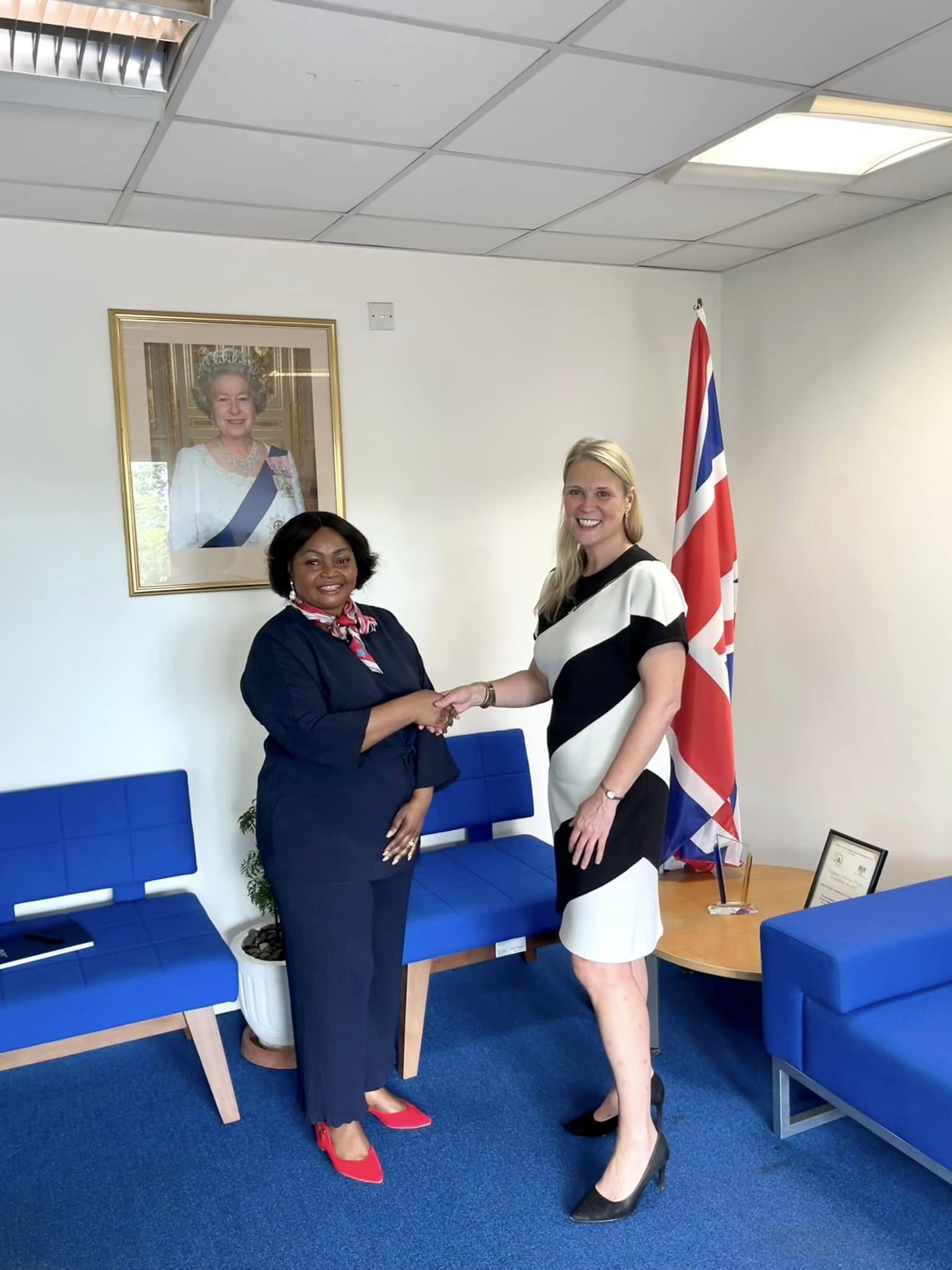 Cancer Uk-Salone President Tina Davies OBE, OOR courtesy call to the ...