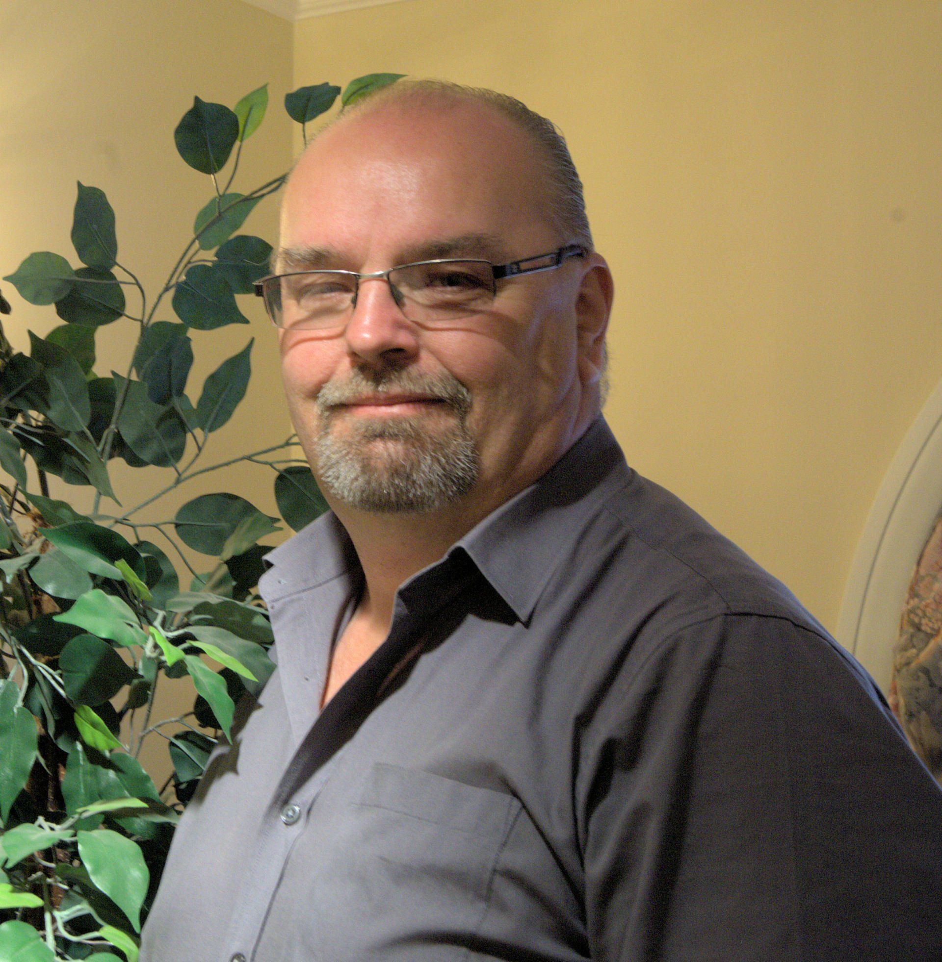 Our Experienced Funeral Home Staff | Central Funeral Homes