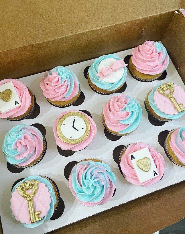 Custom Cake Designs | Crowley, TX