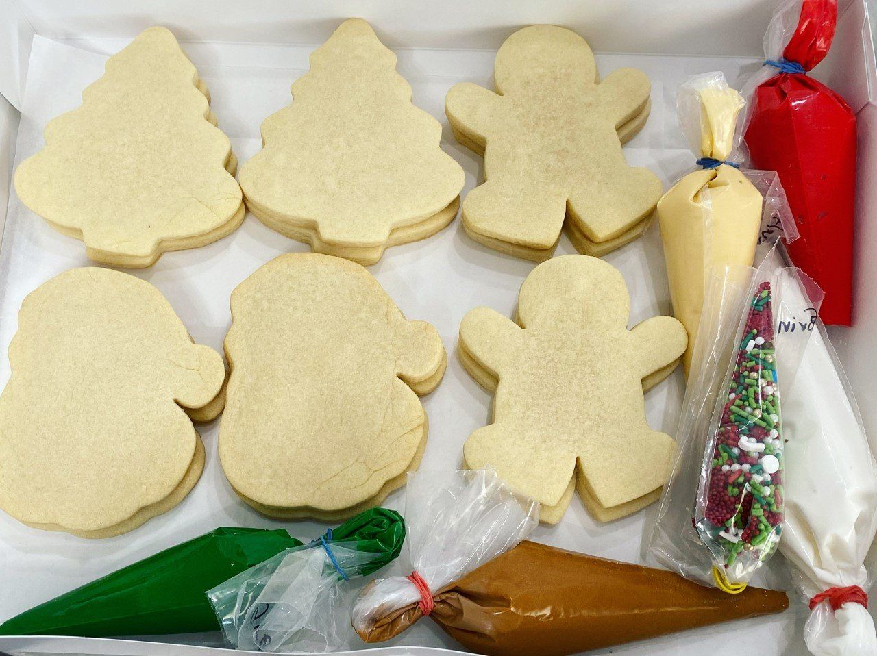 Custom Cake Designs | Crowley, TX