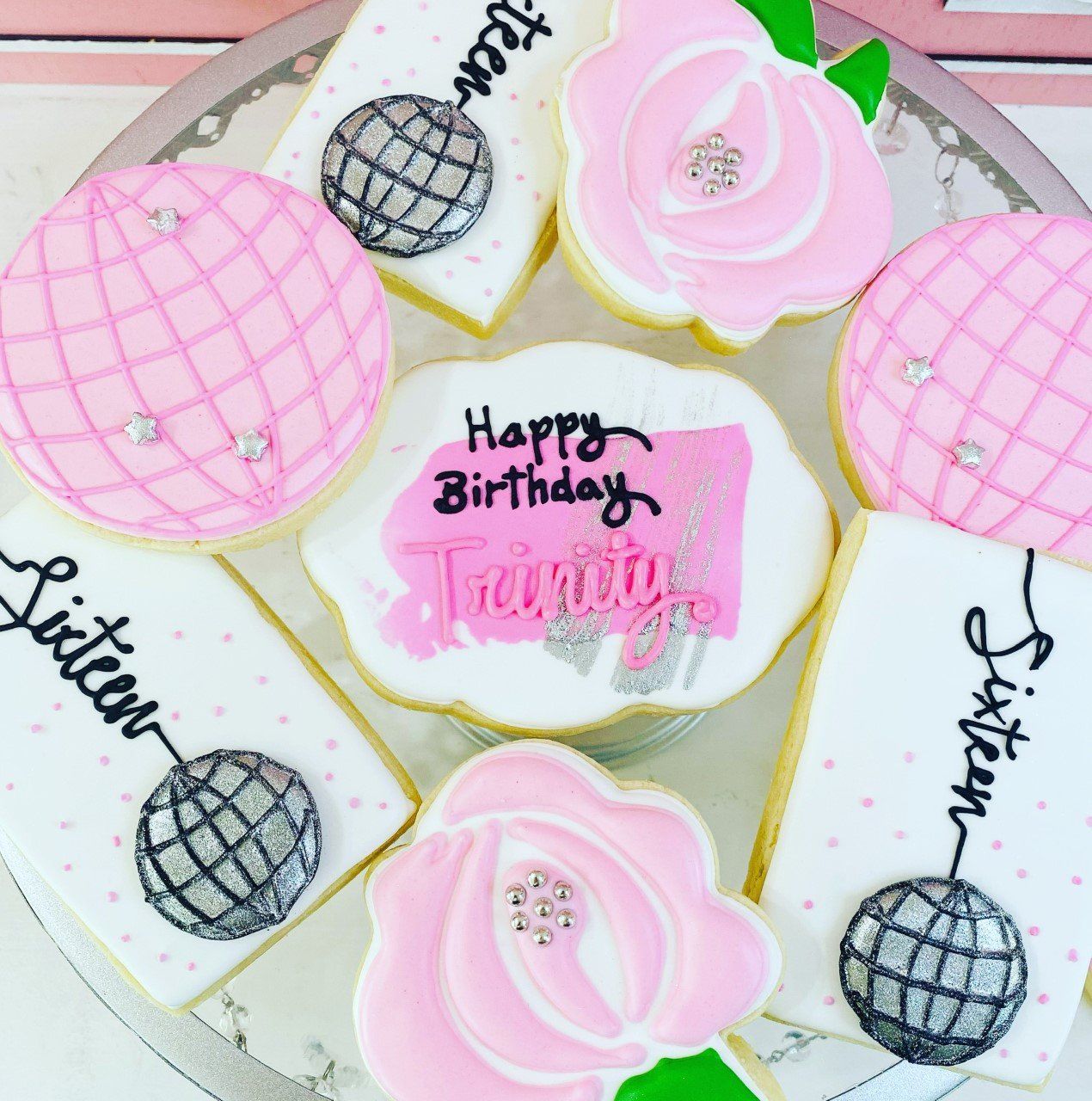 Custom Cake Designs | Crowley, TX