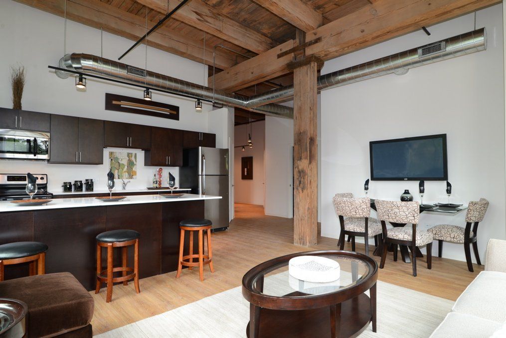 View Chicago Loft Apartment Features & Amenities