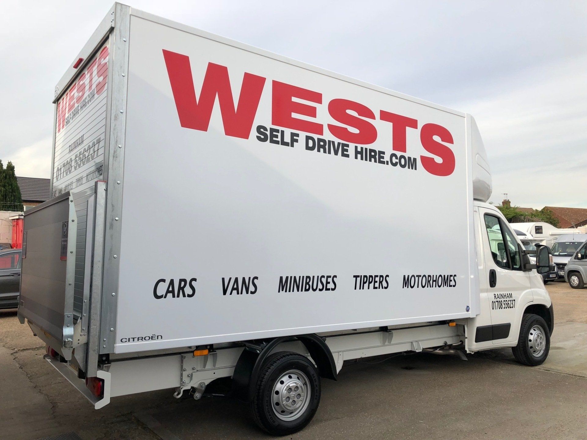 Luton Box Van With Tail lift Hire In Essex From Wests Self Drive Hire luton-box-van-with-tail-lift-hire-in-essex-from-wests-self-drive-hire
