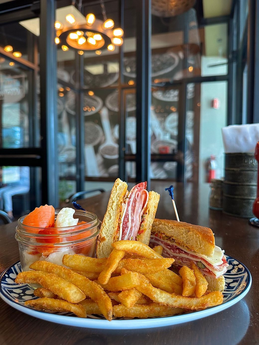 Home [www.sugarspicecafe.com]