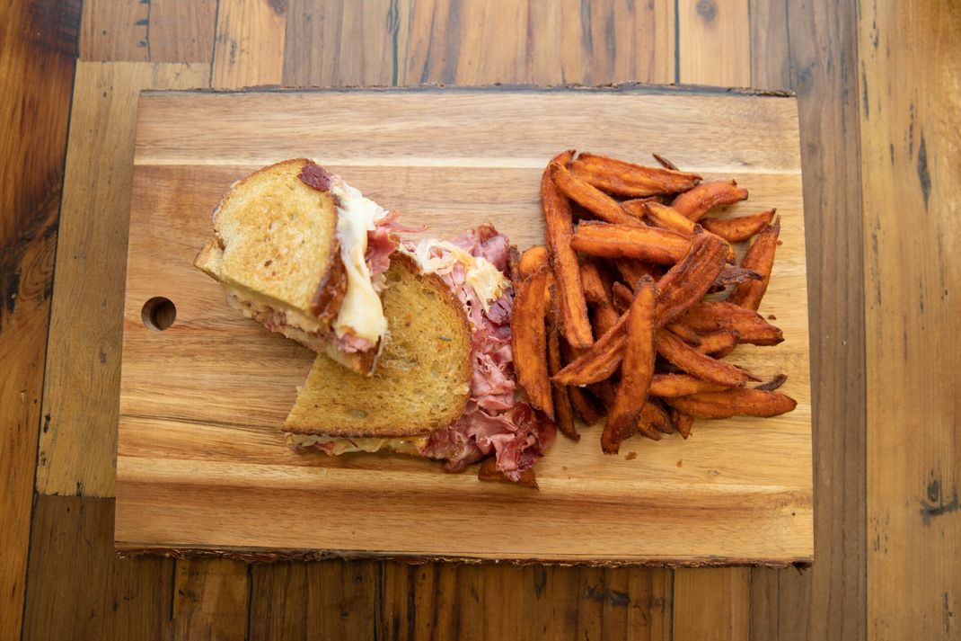 Home [www.sugarspicecafe.com]