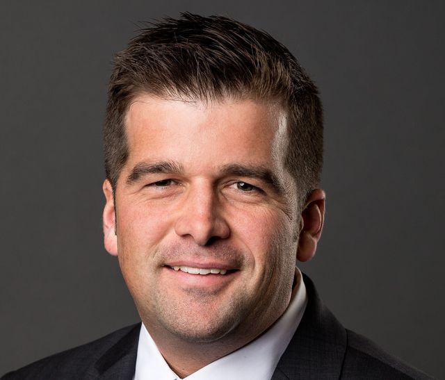 Brett Henry's Instagram, Twitter & Facebook on IDCrawl