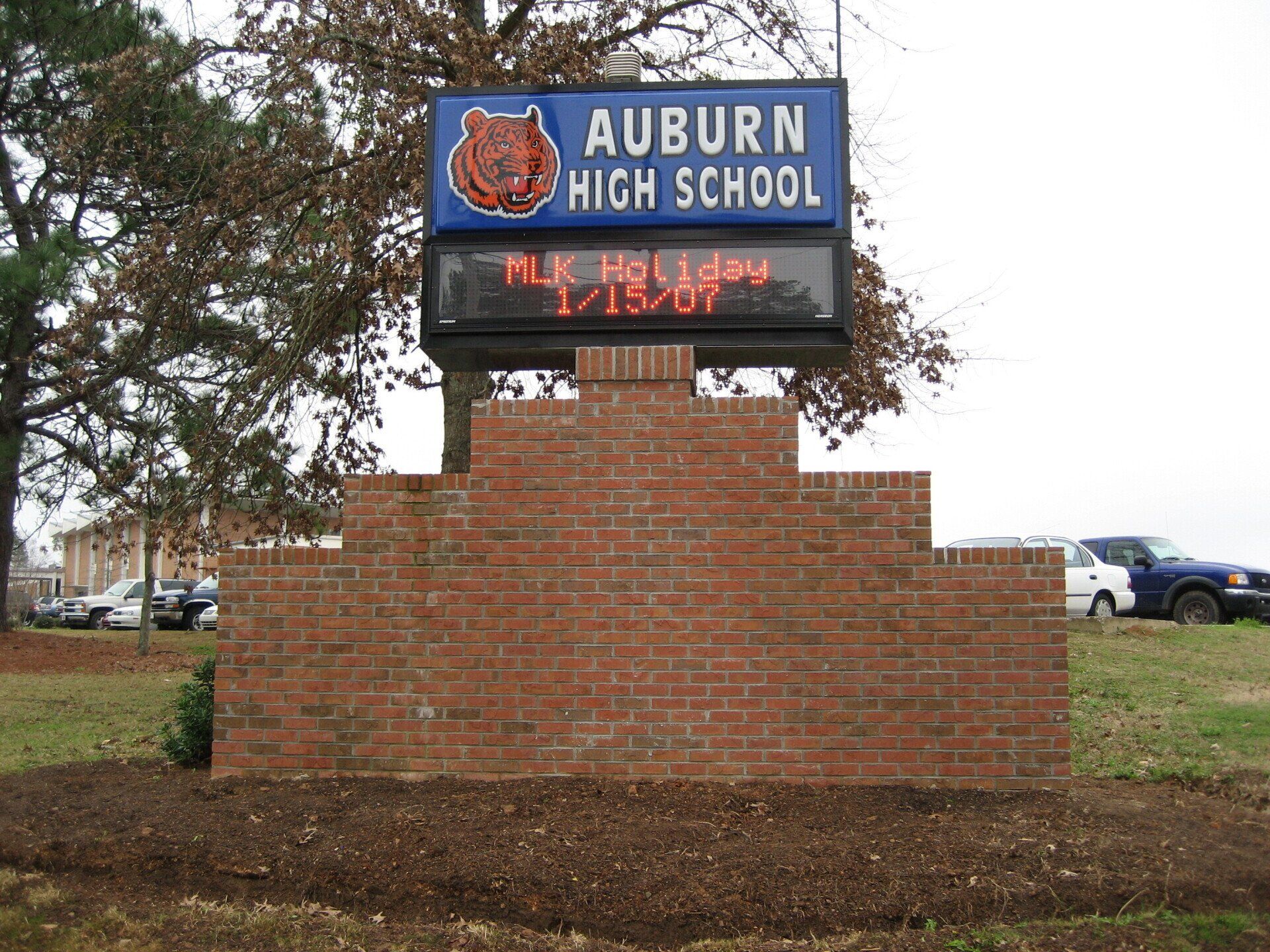 Entryways | Columns | Custom Mailboxes | The Backyard