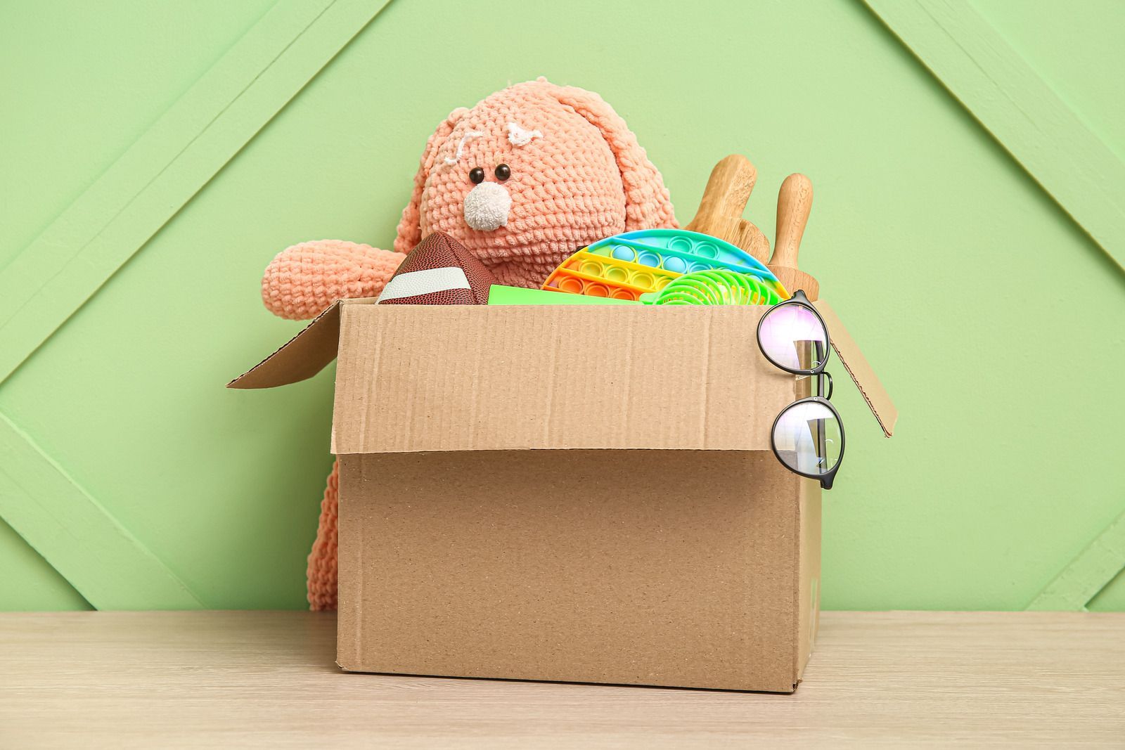 How to Sort and Dispose of Unwanted Items Responsibly