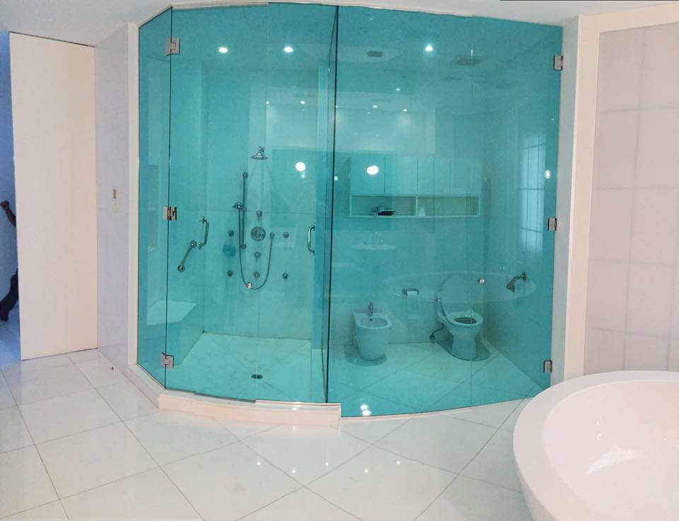 Neo Angle Frameless Showers | Superior Frameless Showers