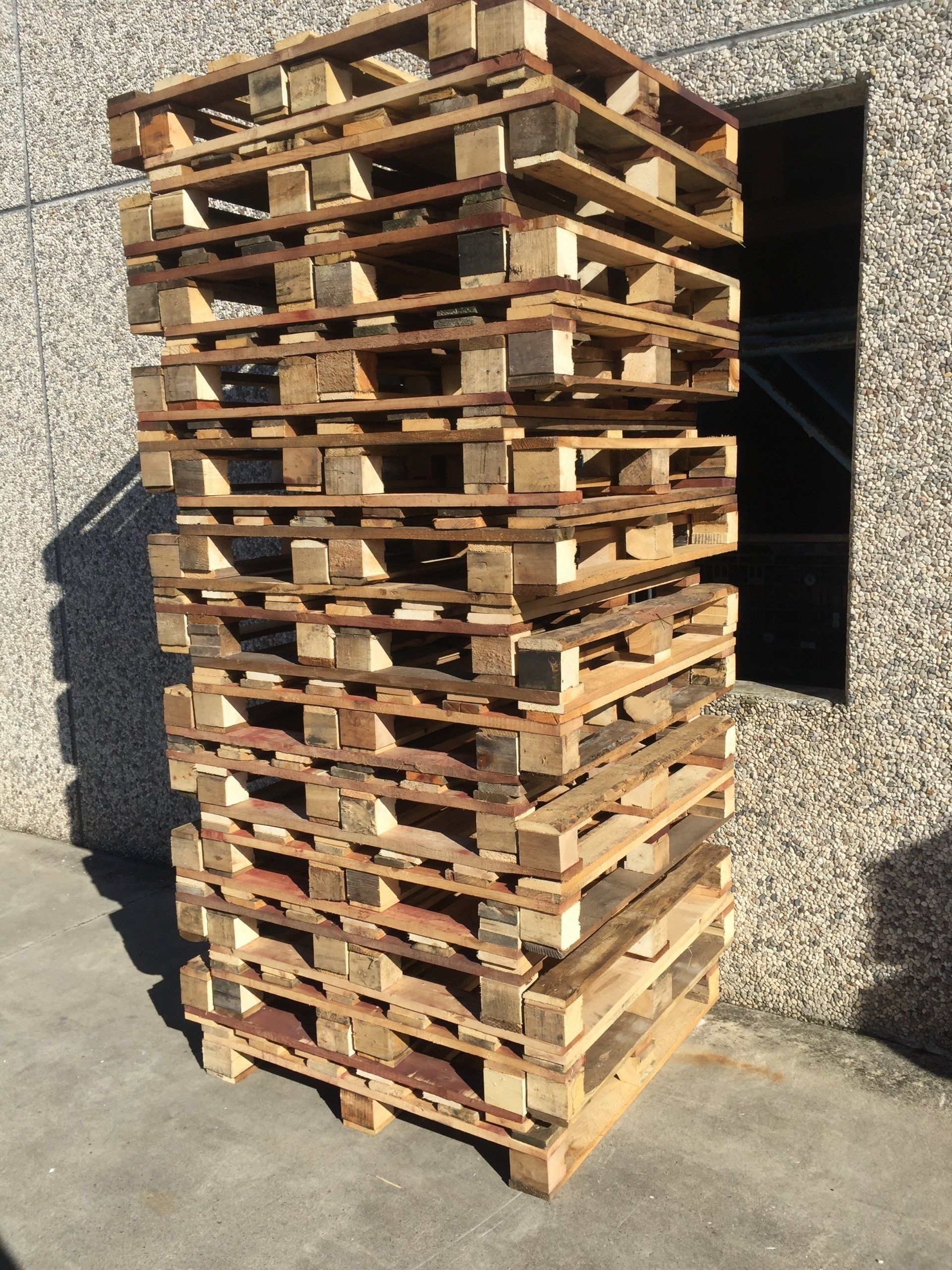 Pallets usati | Bolgare, (BG) | Rigenerazione pallets
