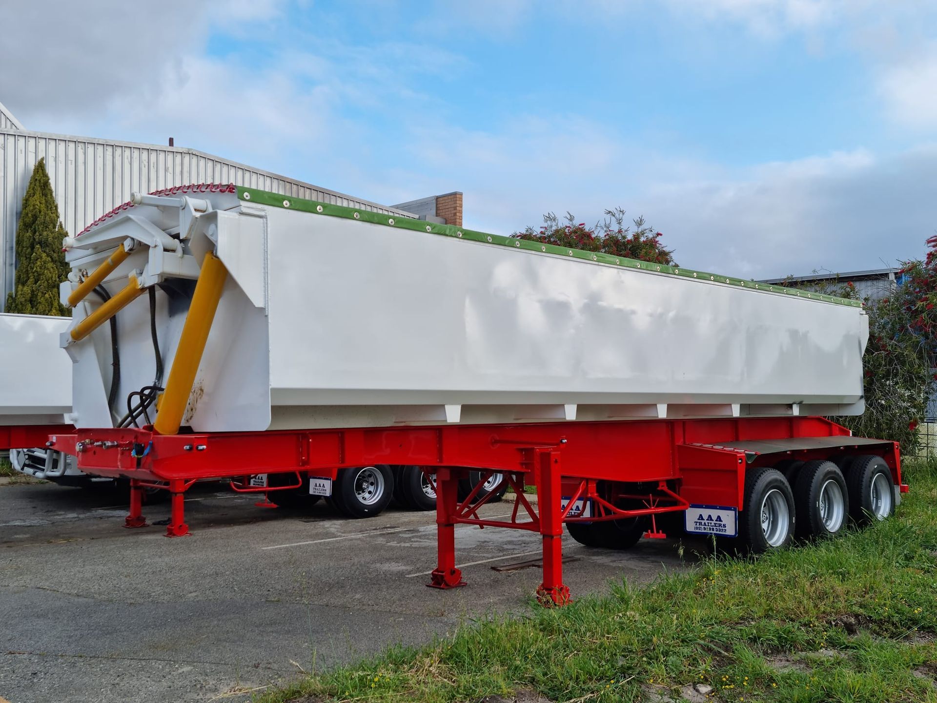 Side Tippers | AAA Trailers Perth