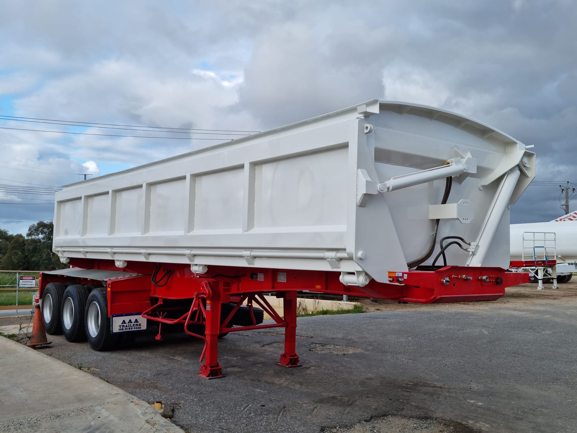 Side Tippers | AAA Trailers Sydney