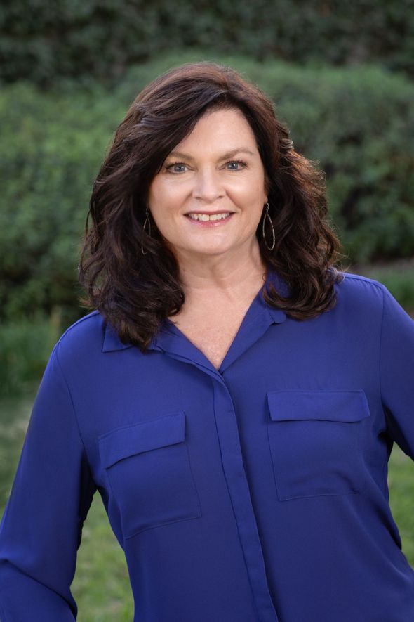 Melanie Cook - GUIDE Real Estate