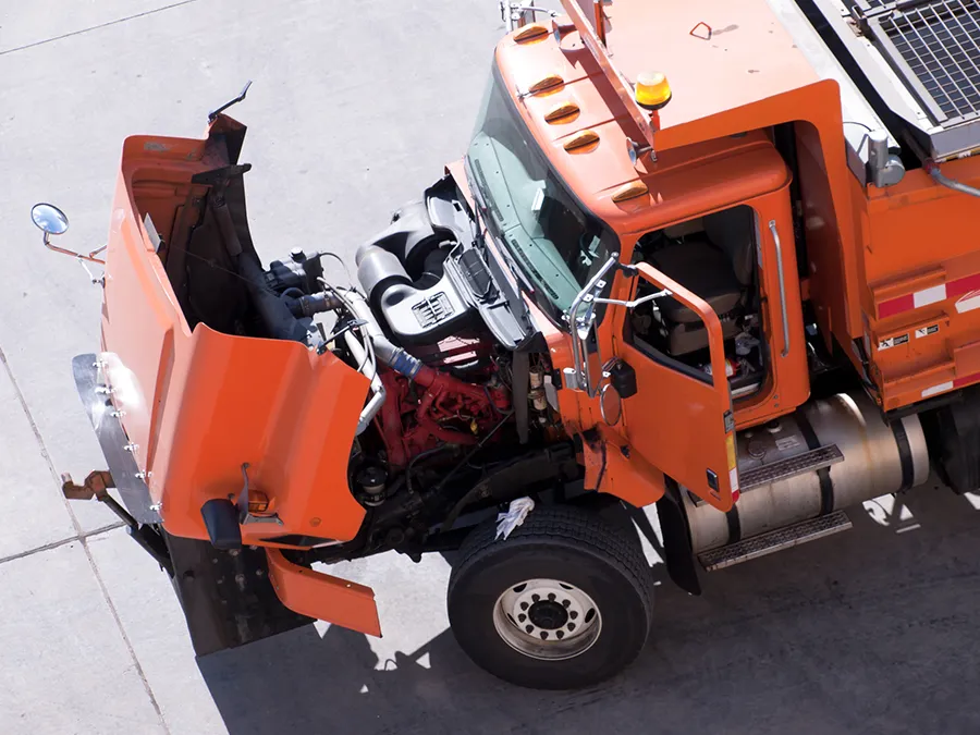 6 Warning Signs of a Diesel Engine Problem