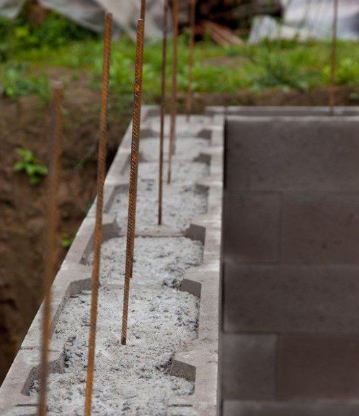 5 Reasons You Should Build A Retaining Wall