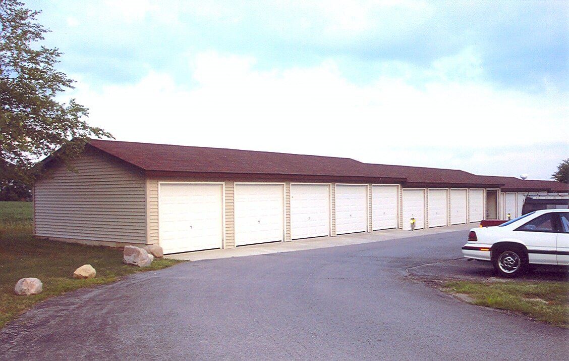 Photos - Rockford, IL - Teslow Garages