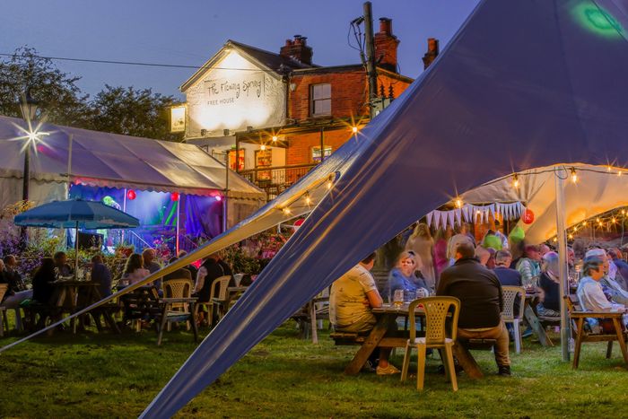 The Flowing Spring Pub and Venue, Oxfordshire