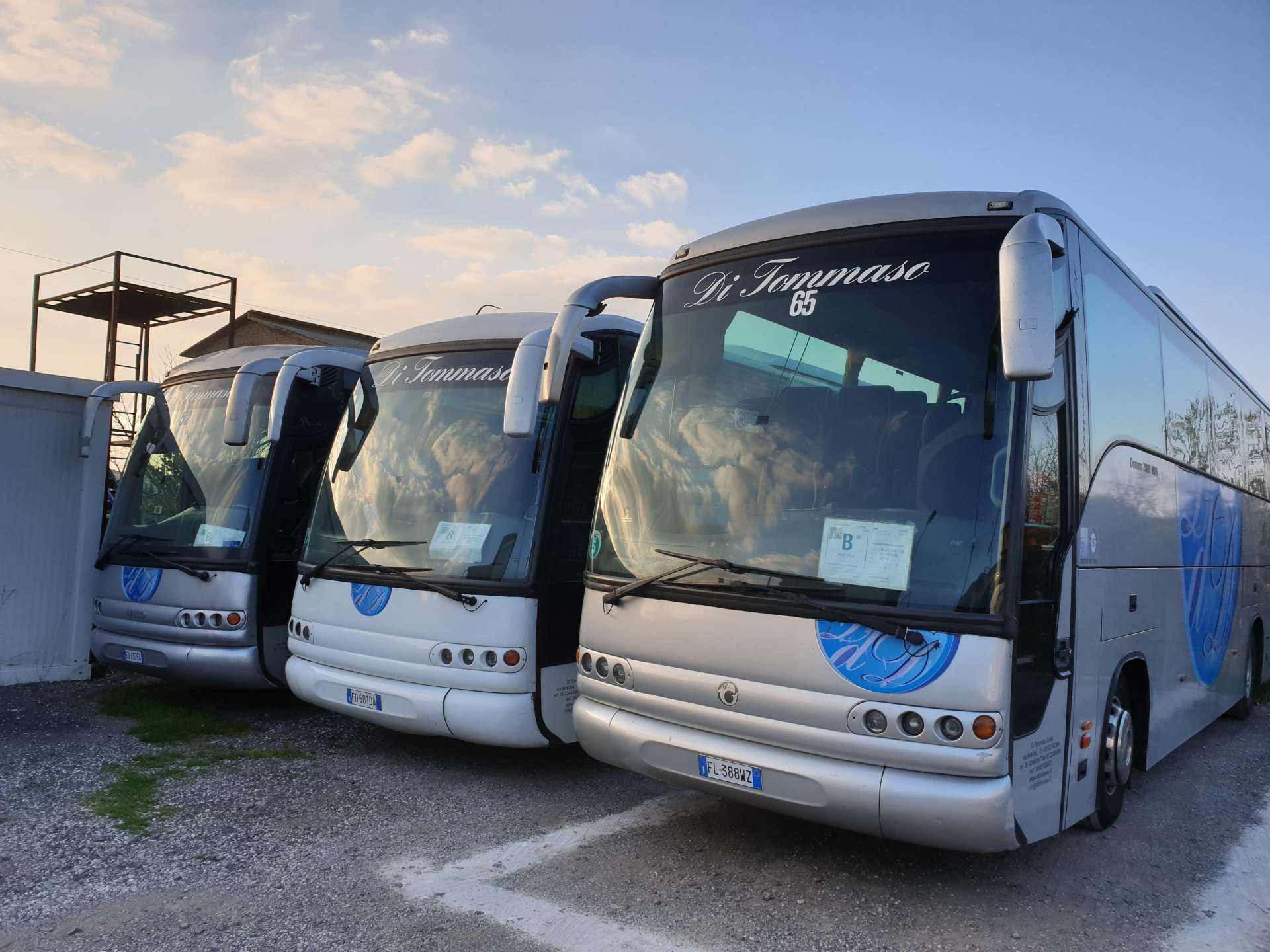 Minibus con autista | Roma | Noleggio Pullman Di Tommaso Duilio