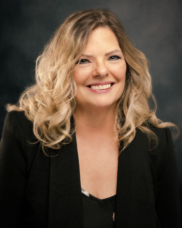 Leah Sawyer's Instagram, Twitter & Facebook on IDCrawl