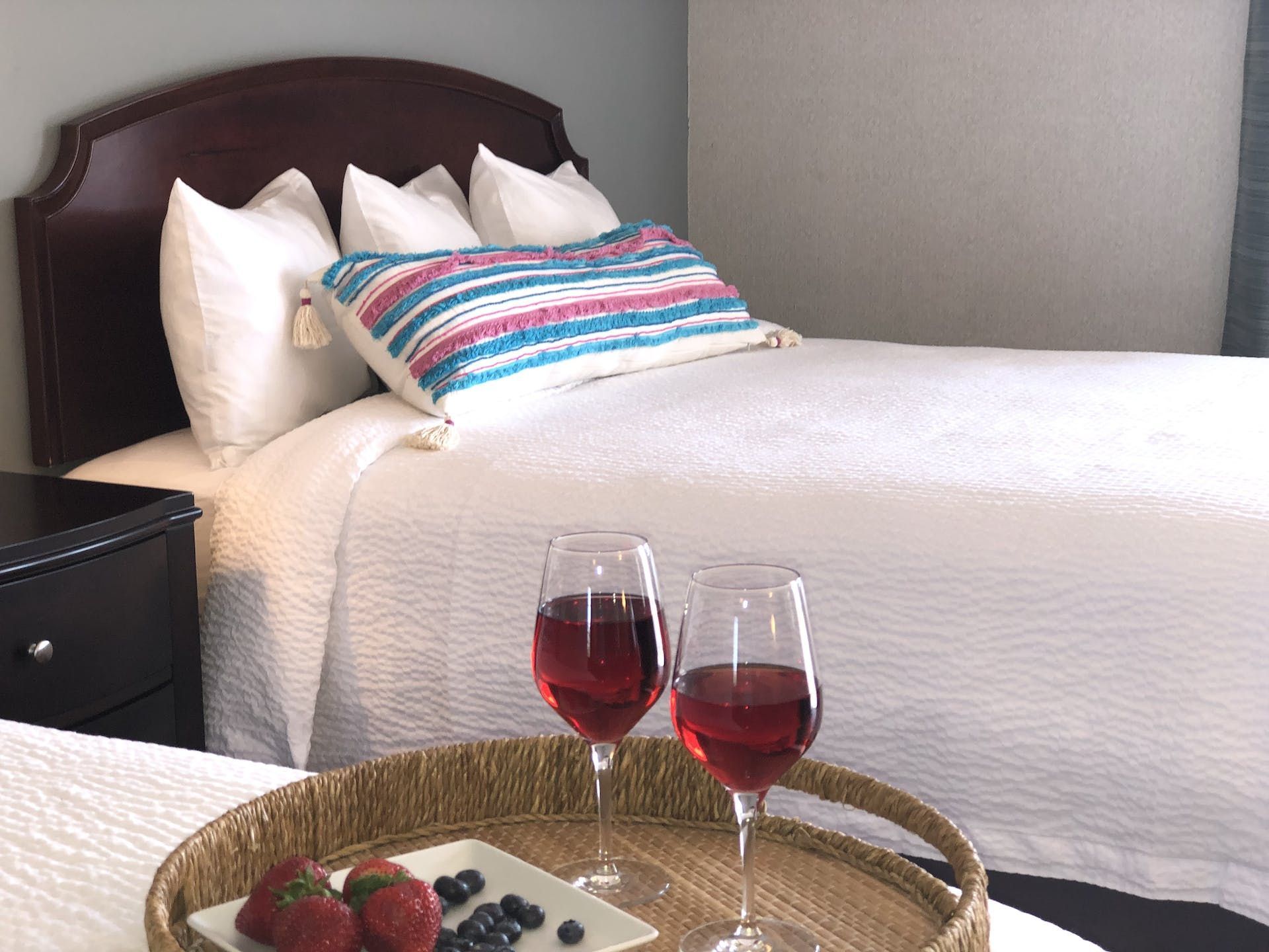 Rooms | The Hyannis Inn | Hyannis, MA