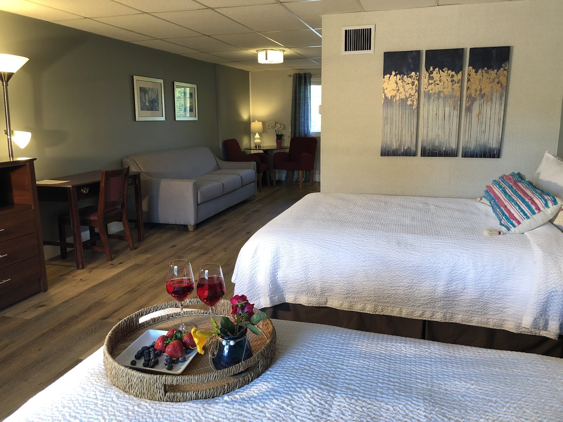 Rooms | The Hyannis Inn | Hyannis, MA