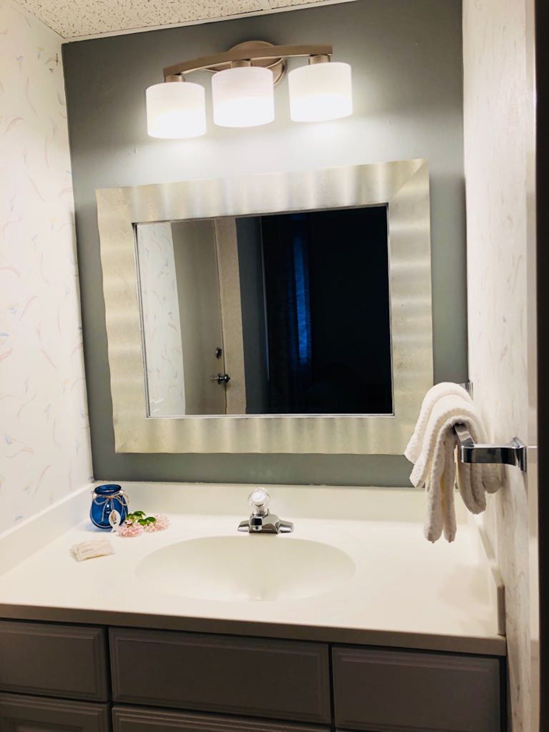 Rooms | The Hyannis Inn | Hyannis, MA