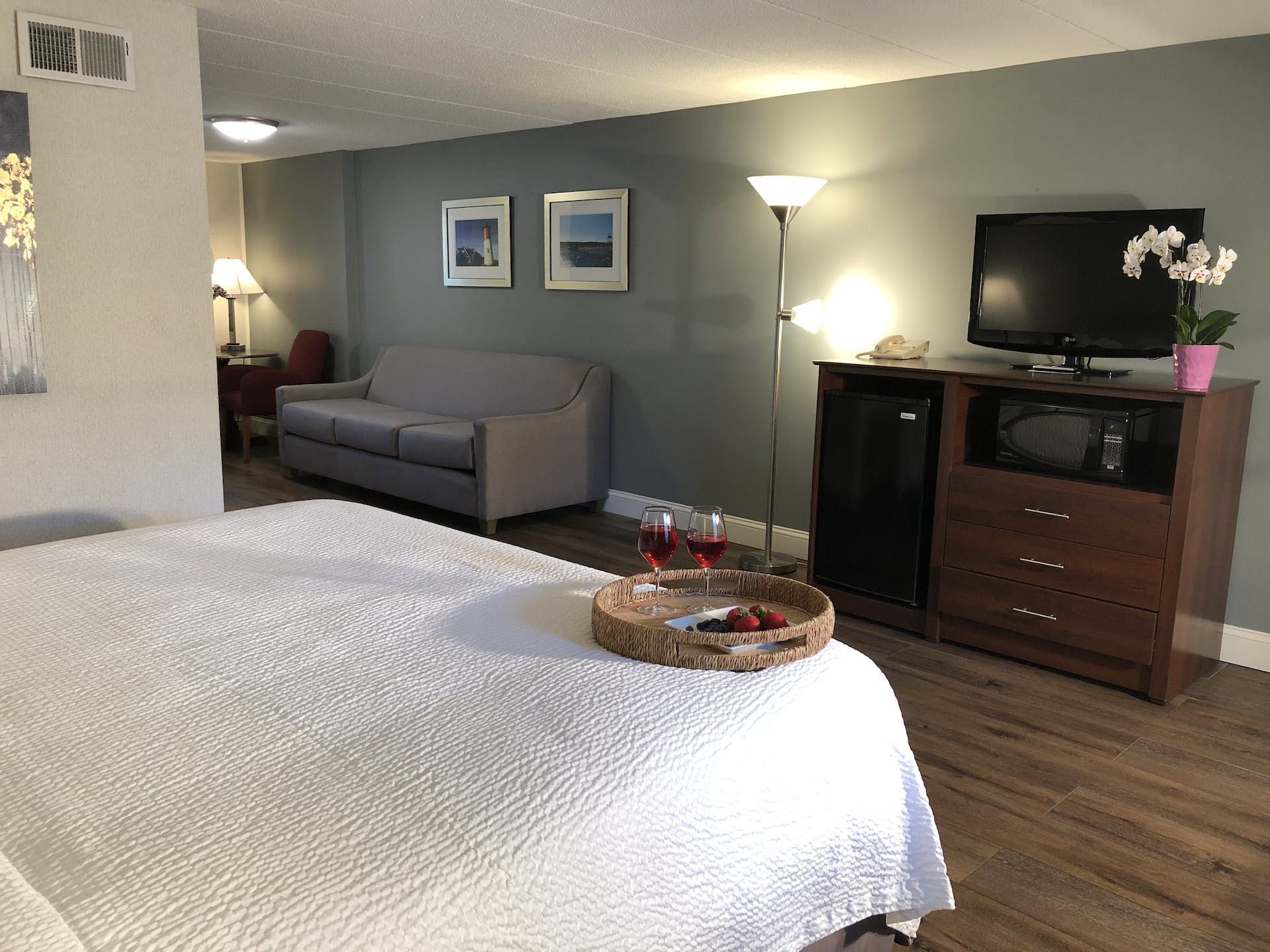Rooms | The Hyannis Inn | Hyannis, MA