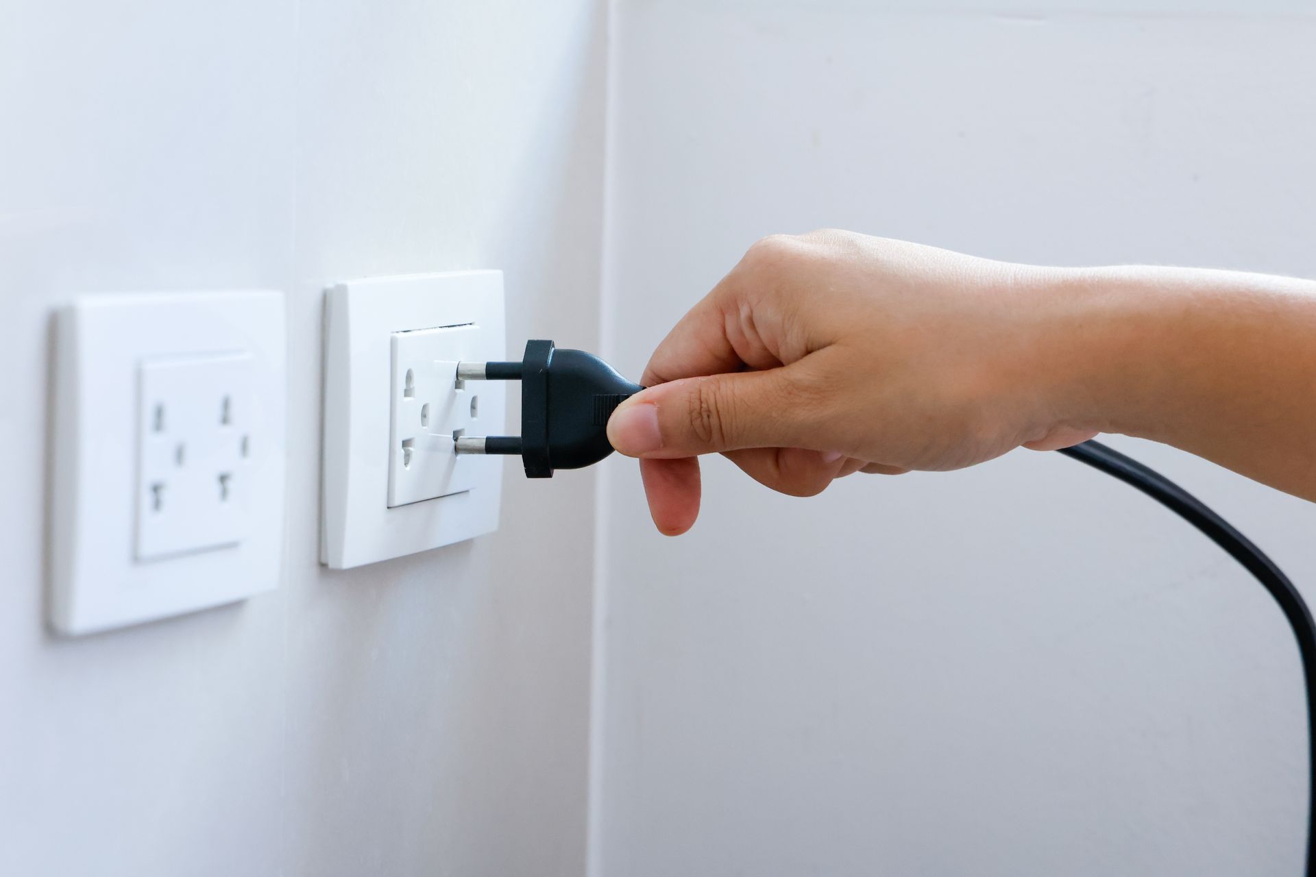 What to Do When Your Outlet Sparks?